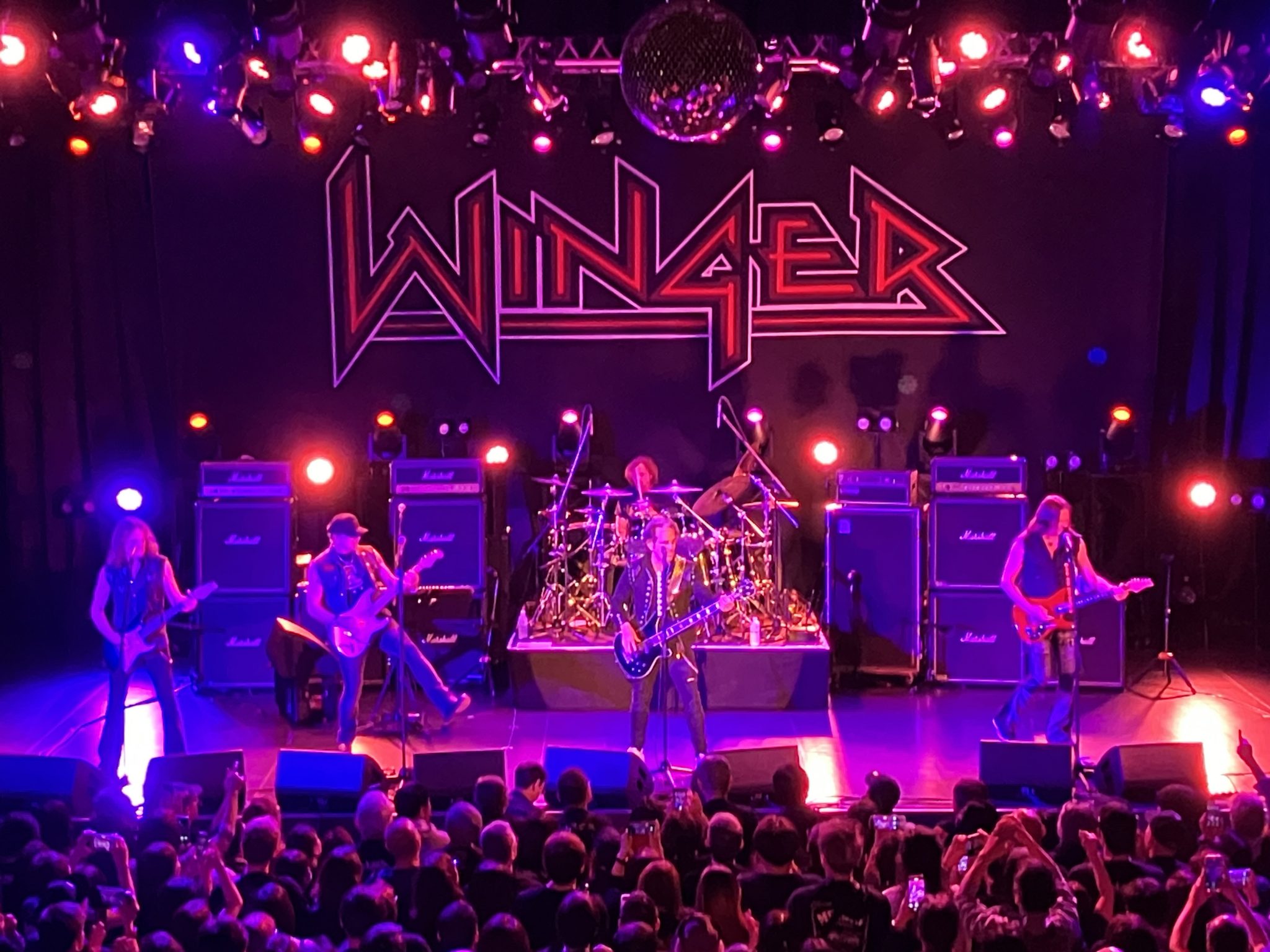 WINGER - CREATIVEMAN PRODUCTIONS