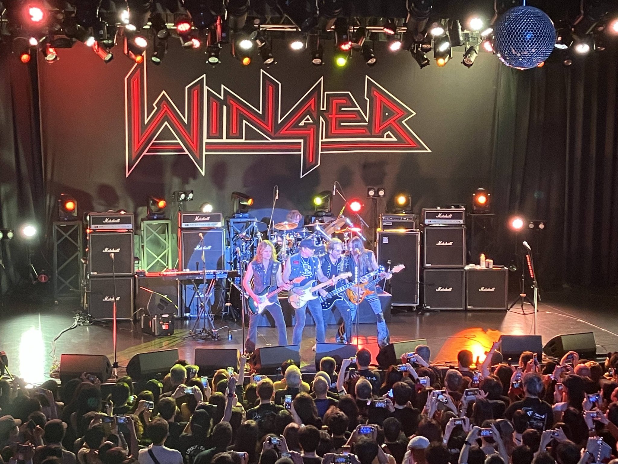 WINGER - CREATIVEMAN PRODUCTIONS